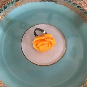 Vintage | Jewelry | Vintage Yellow Rose Lucite Ring | Poshmark